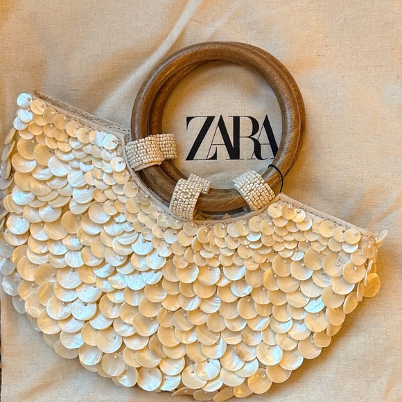 Zara | Bags | Zara Shell Clutch With Wooden Handles | Poshmark